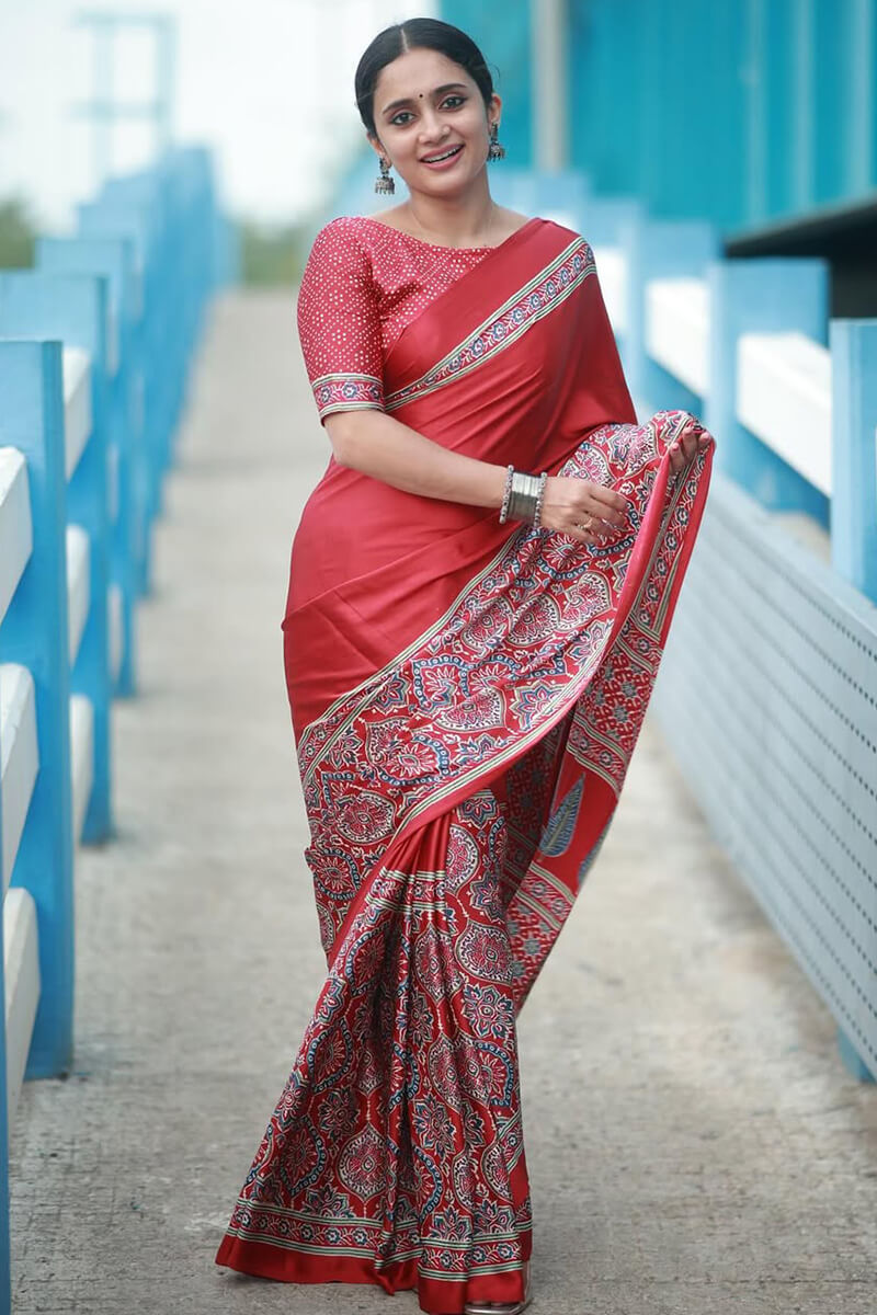 Gratifying Red 1 Minute Ready To Wear Digital Printed Crape Silk Saree ...